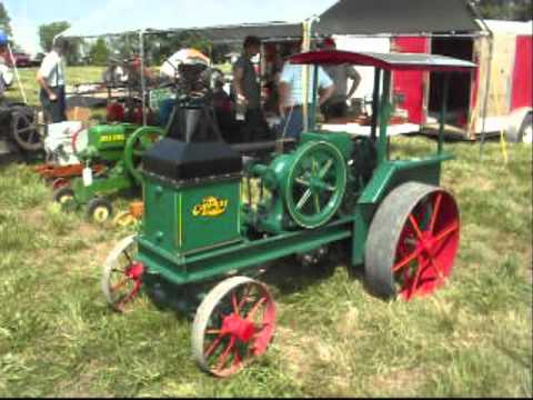Hit and Miss Engine Mt.Hope Ohio Steam Show Aug. 2011 - YouTube
