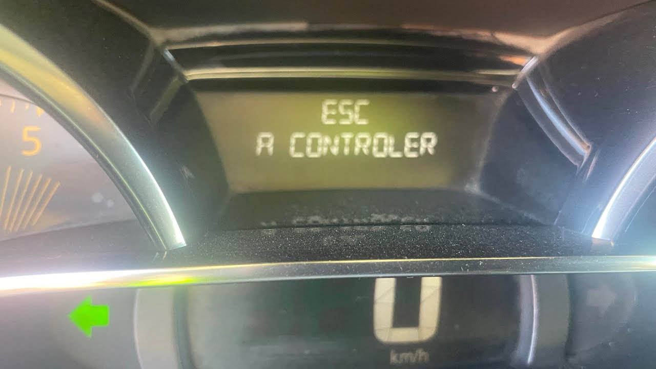 ESC A CONTRÔLER système de freinage défaillant Renault Clio 4 - YouTube