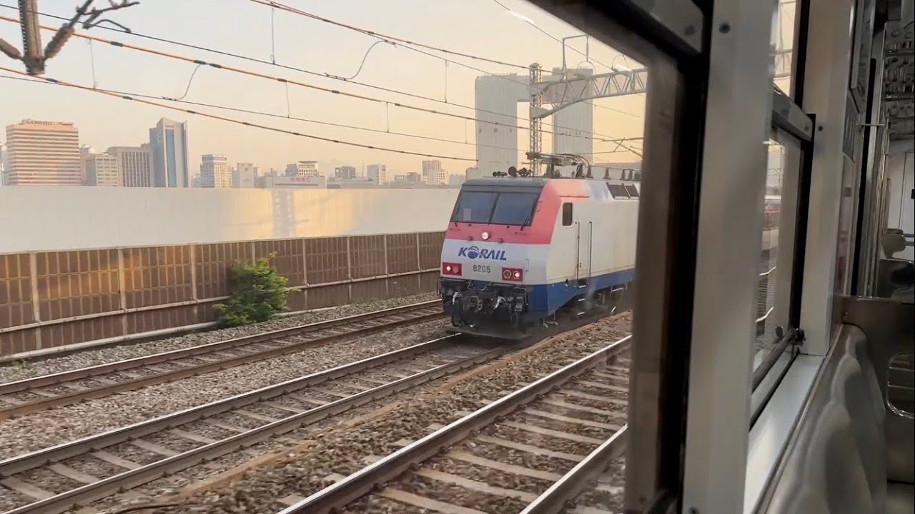 기차vs지하철 레이스 / Train vs Subway - YouTube