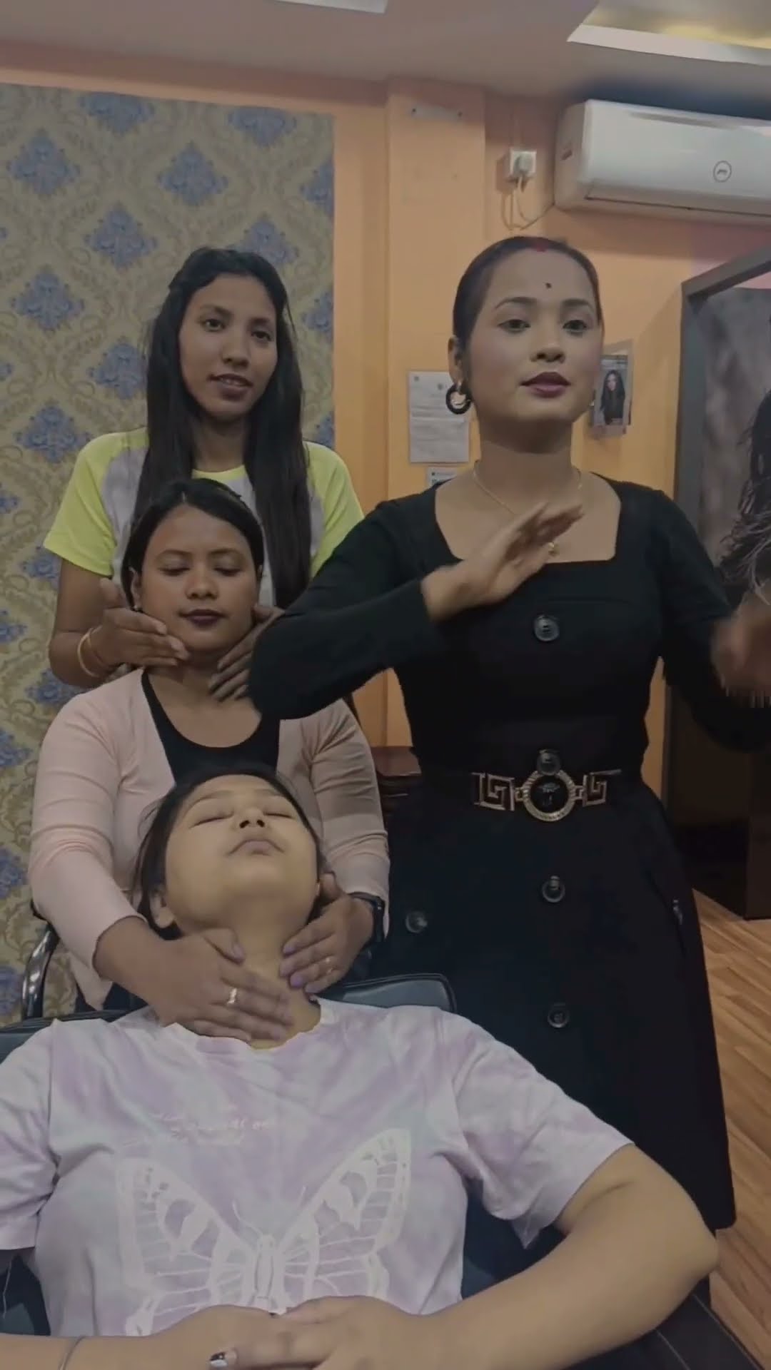 beautician class time student's practice facial - YouTube