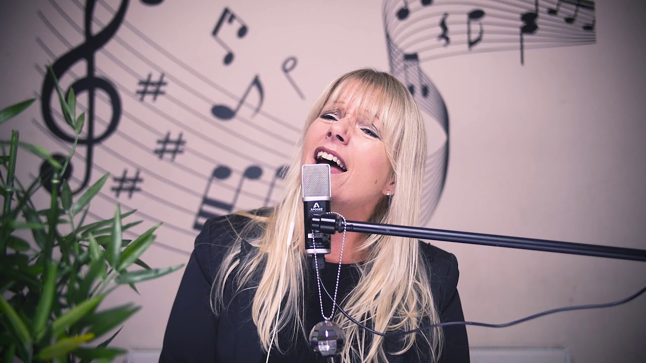 RARE Karen Carpenter recording age of 17 vocal cover by Toni Lee - YouTube