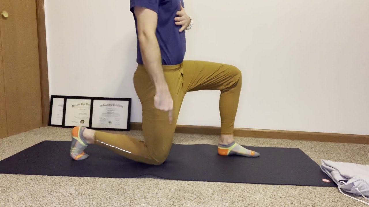 1/2 Kneeling Hip Flexor/Quad Stretch - YouTube