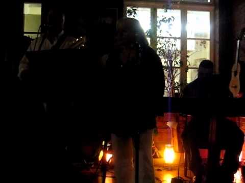 Günay hanim & Cenk (Sen aglama) Sezen Aksu Gecesi 18.06.2011