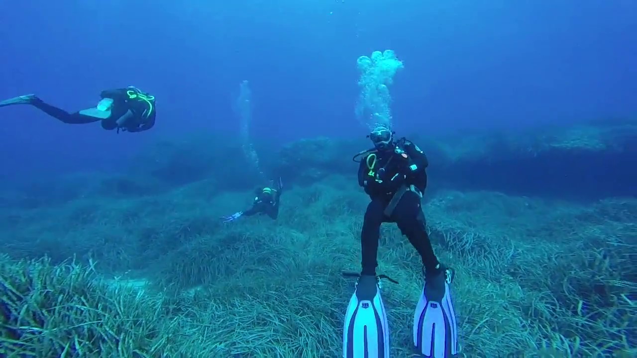 Diving Menorca - YouTube
