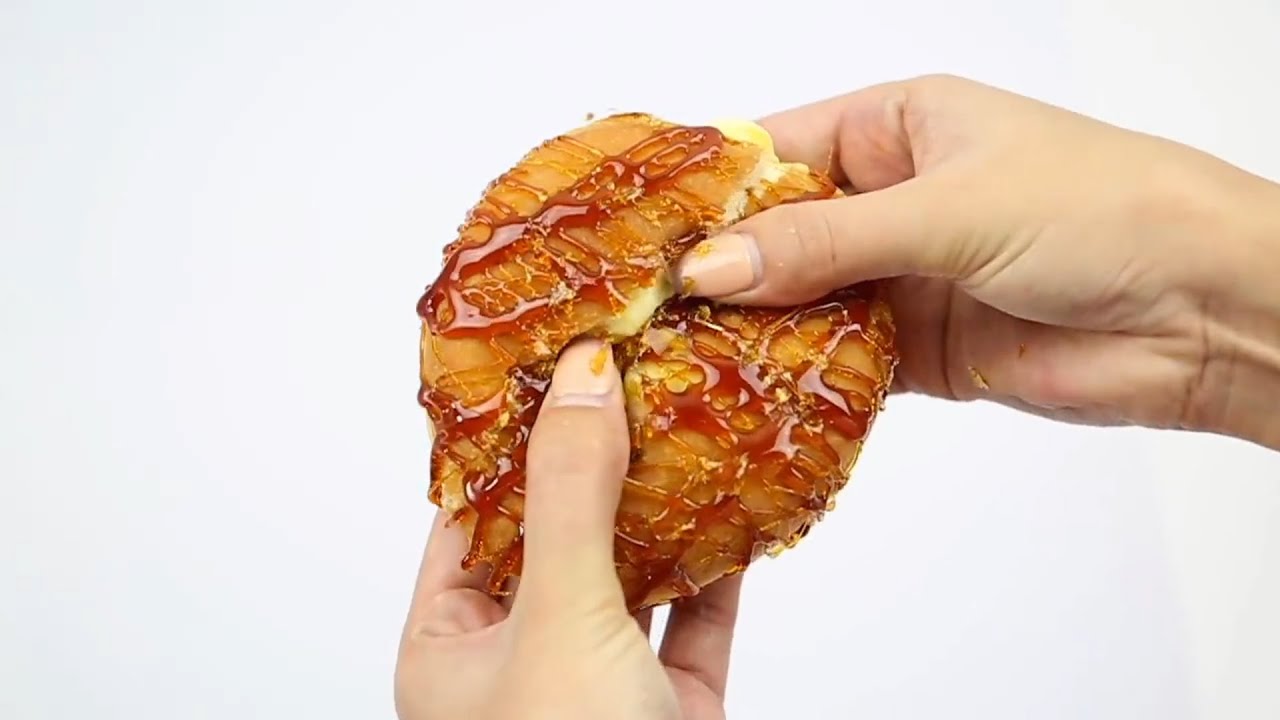 Cracking this donut is incredibly satisfying - YouTube