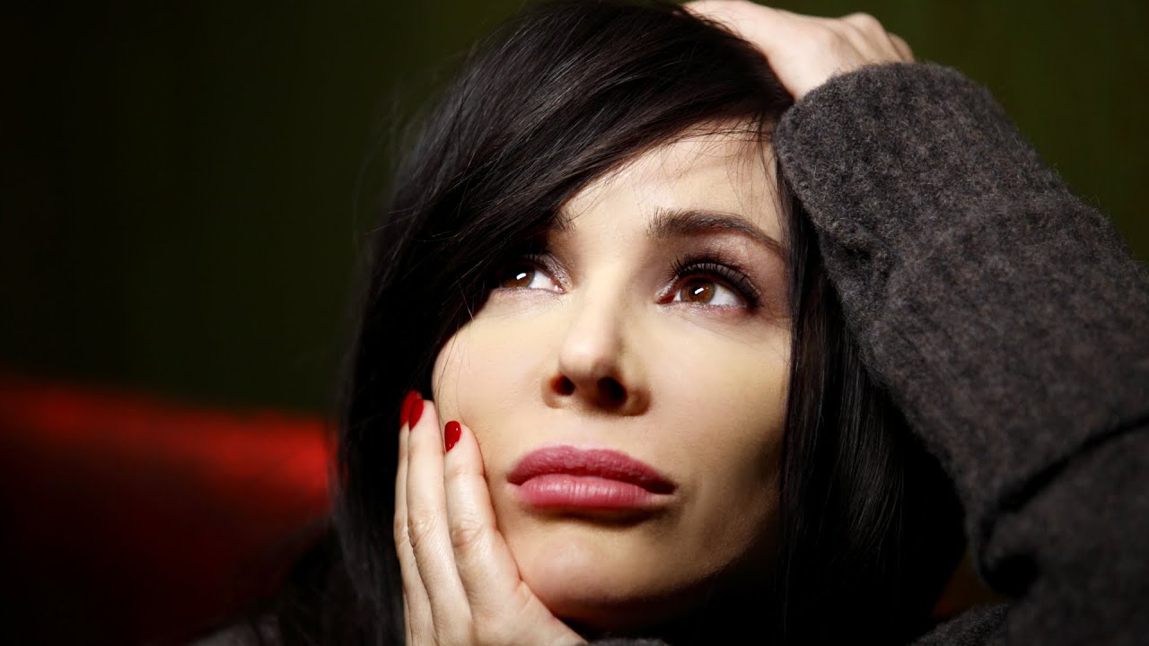 Irina Florin - Невинни слънца (Official Music Video) - YouTube
