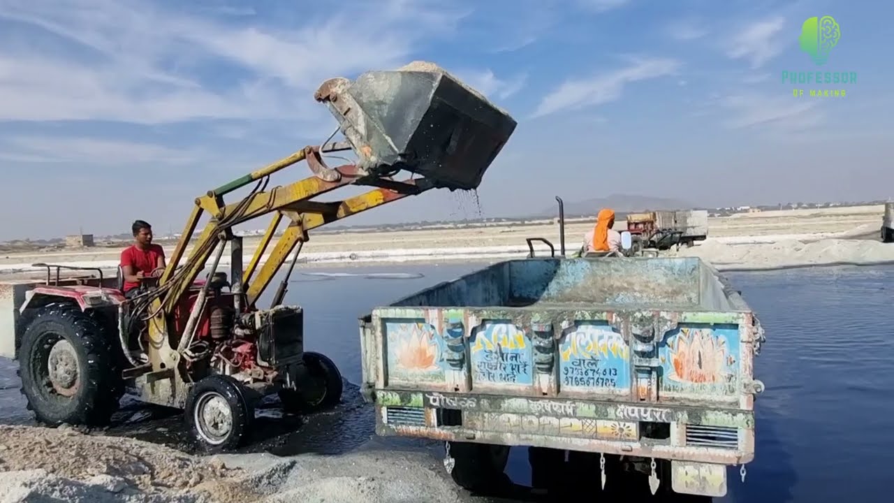 Salt Production In Large Processing Unit || How Salt Is Made - YouTube