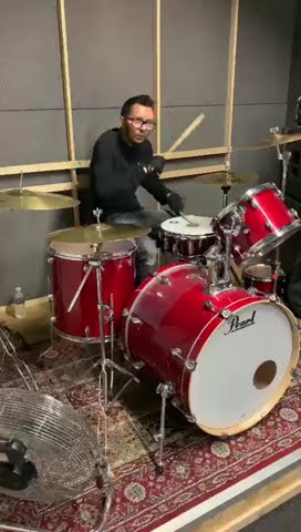 Christian Drummer - YouTube