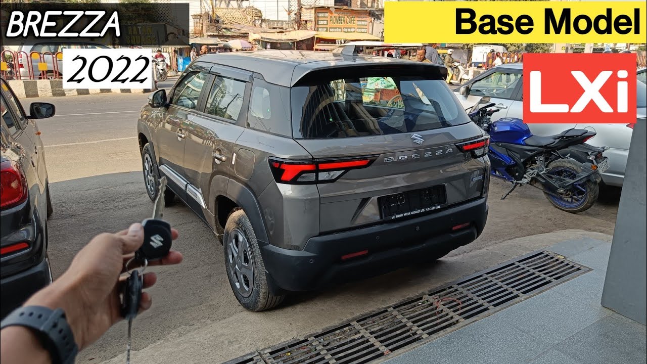 Maruti Brezza Base Model LXi 2022 😍| मात्र ₹ 7.99 लाख में सस्ती Range ...