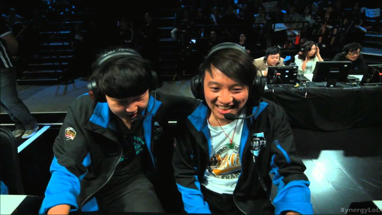 Huni and KaSing really likes tandem mode - League of Legends - YouTube