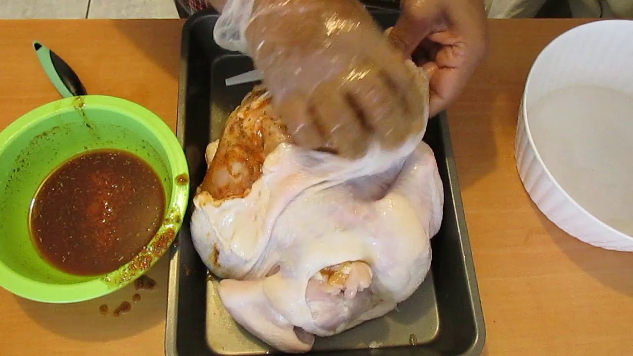 TRUCO PARA ADOBAR POLLO ENTERO AL HORNO - YouTube