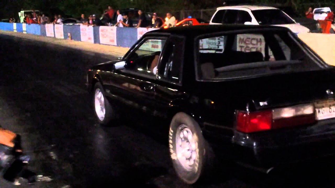 Mustang turbo pista ponce - YouTube