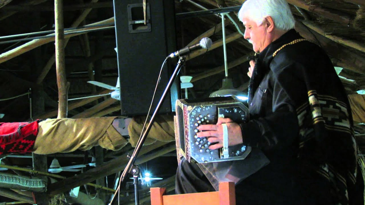Bandoneon Music and Cowboy Songs - YouTube