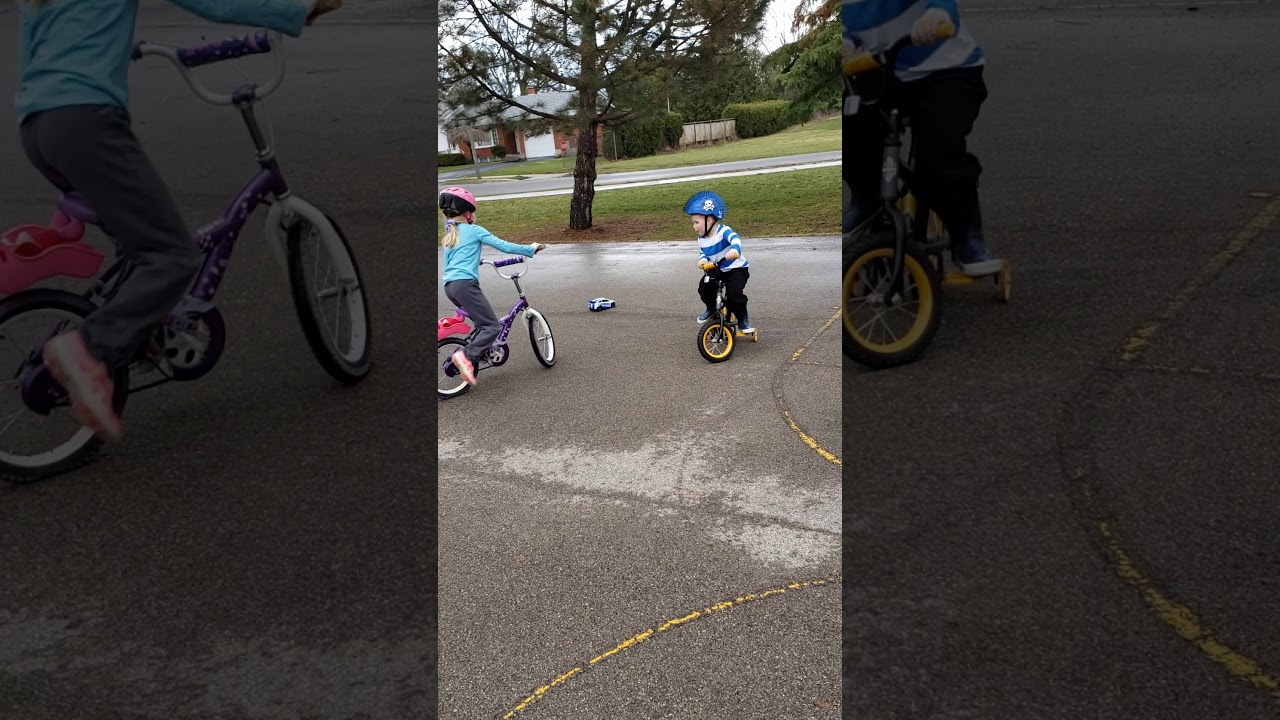 RC car chasing bikes - YouTube