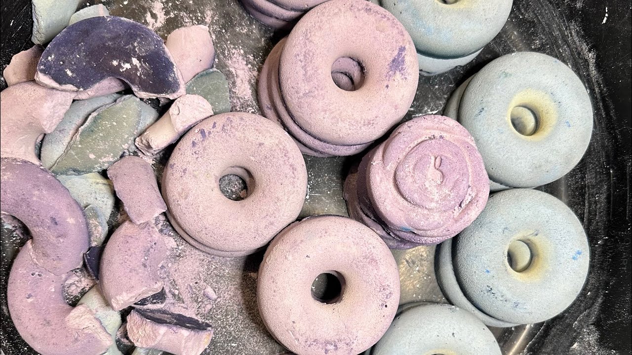 Dusty donuts and flowers | Asmr | oddly satisfying | - YouTube