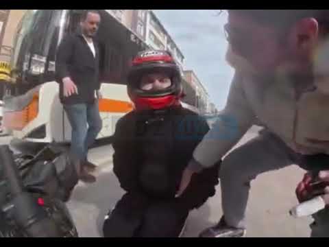 Motosiklet Sürücüsü Kendi Kaza Görüntülerini  Paylaştı