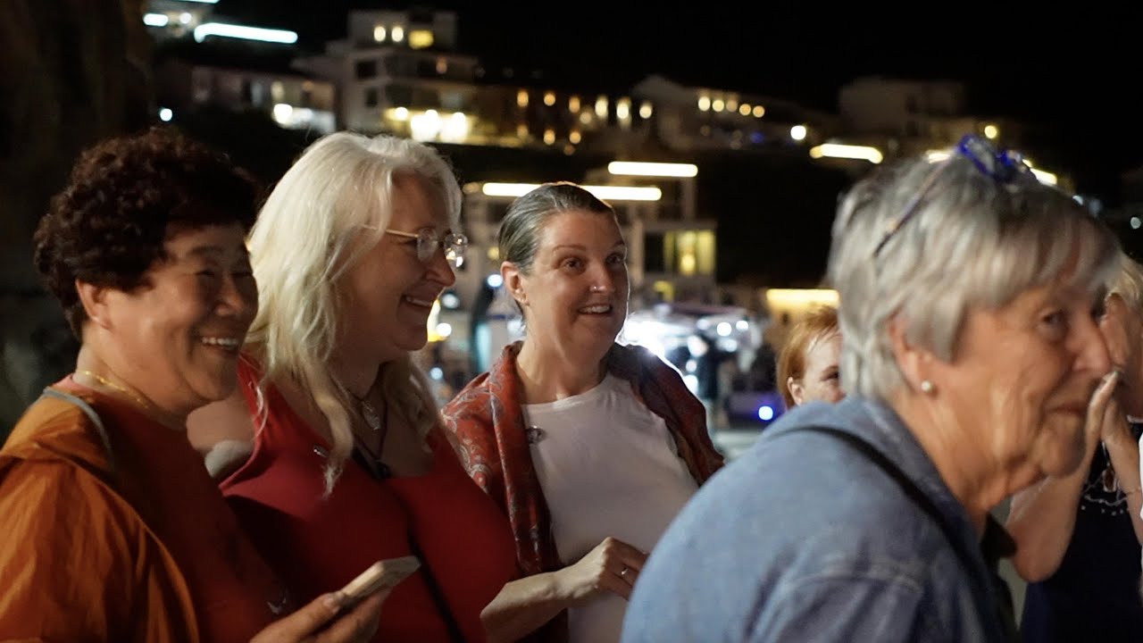 GLOBALink | A friendship across time and space - YouTube