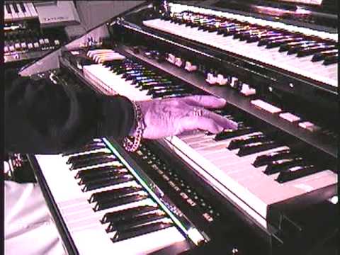 Rudy Rosa "Swingin Gently & Misty". Medley. - YouTube