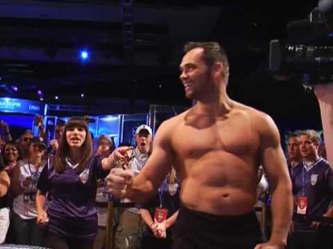 Ultimate Fighters Square-Off at USA Rock Paper Scissors - YouTube
