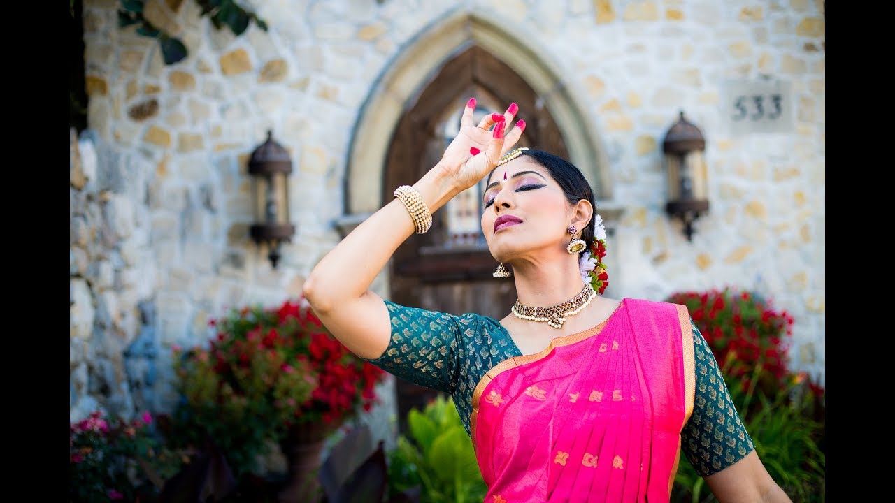 ASHTALEELA a Solo Bharata Natyam presentation by Prachi Saathi - YouTube