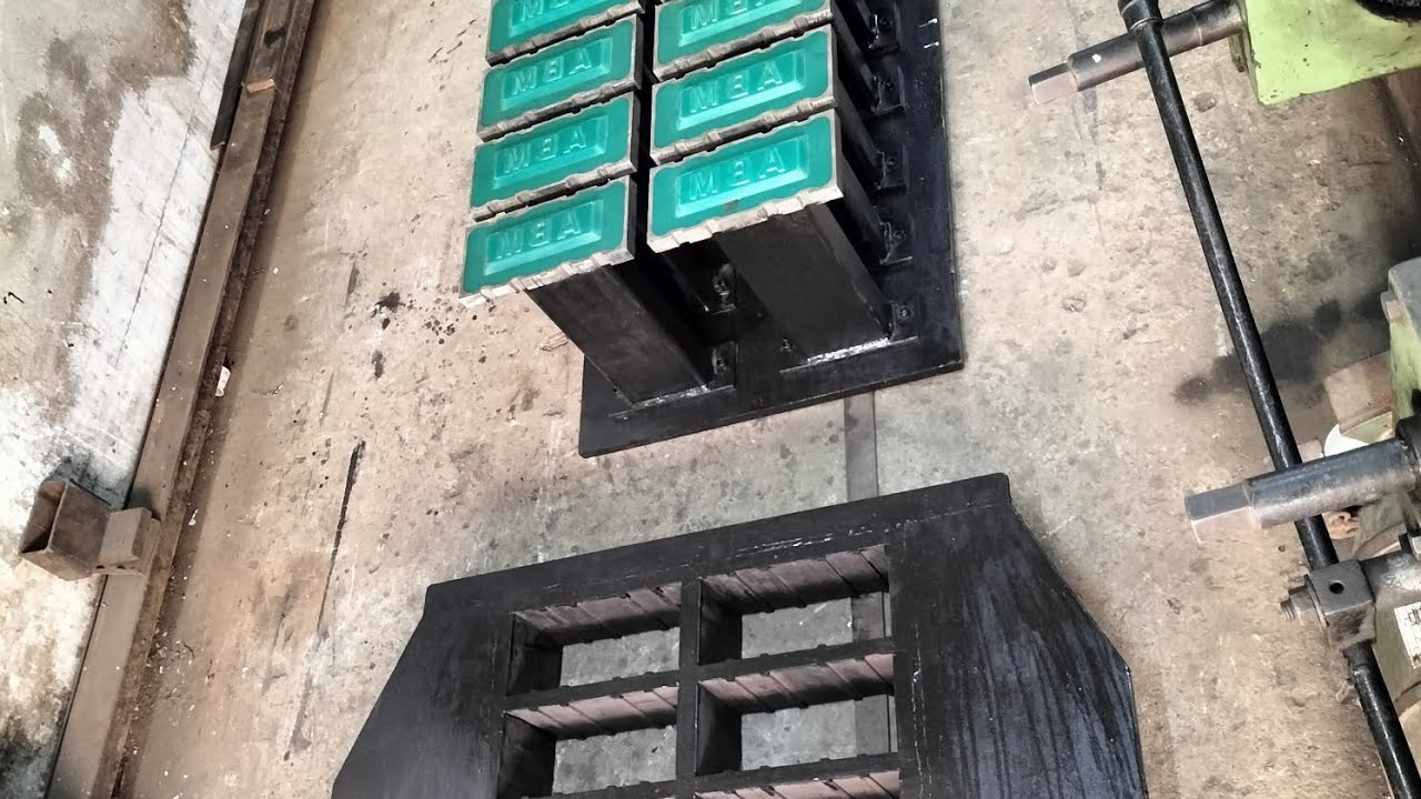 #Interlocking Bricks Moulde - YouTube