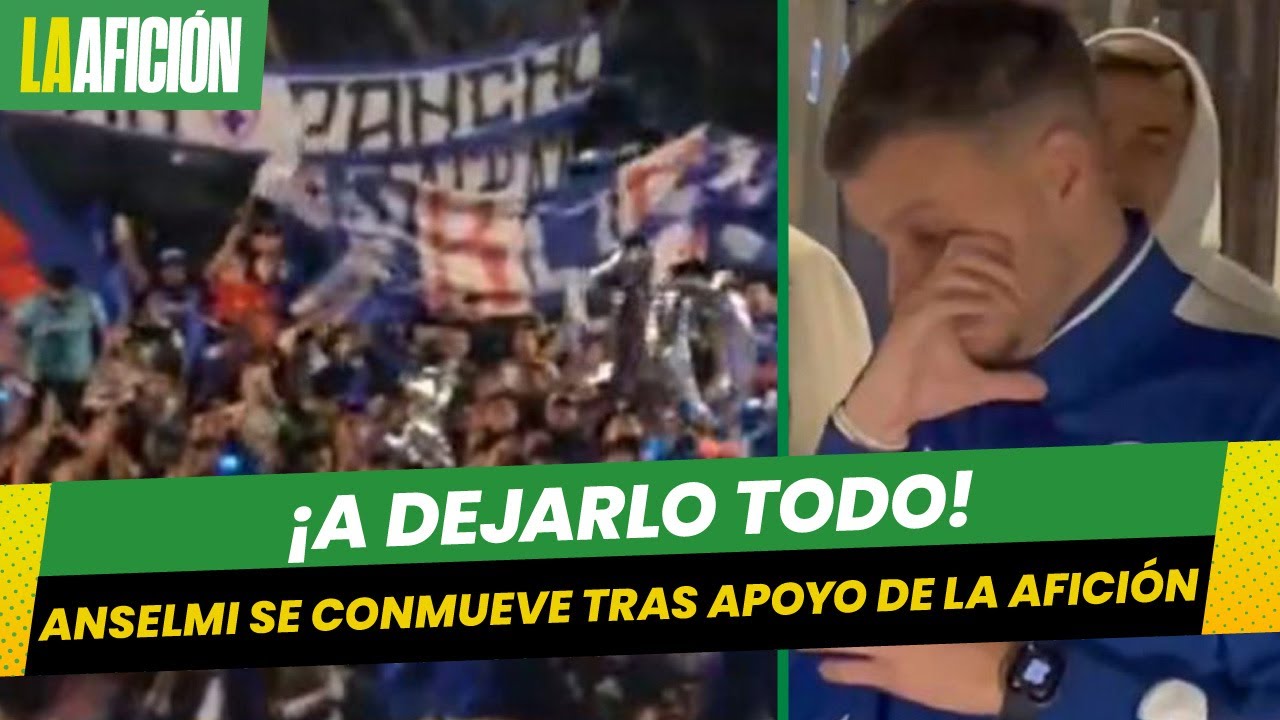 Aficionado de Cruz Azul hace llorar a Anselmi en serenata previo juego ...