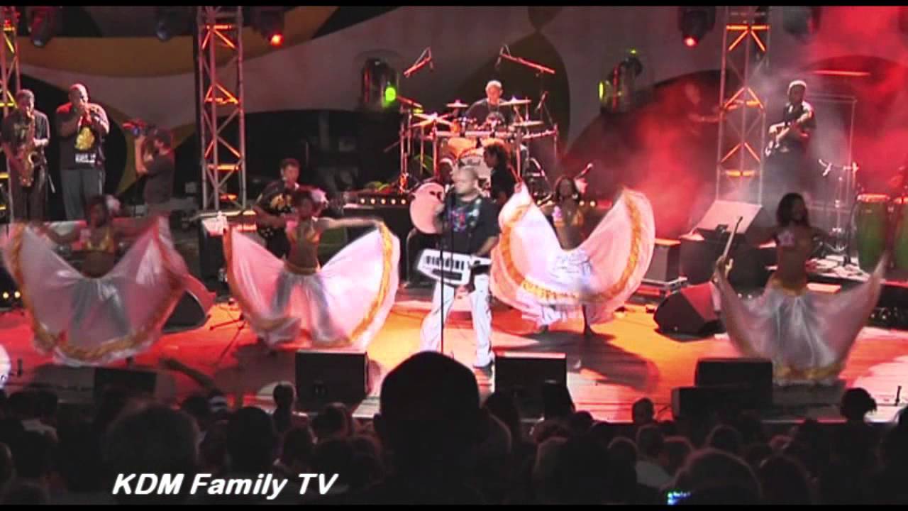 Lévé Dansé - Alain Ramanisum - Live Fiesta Ravanna - YouTube