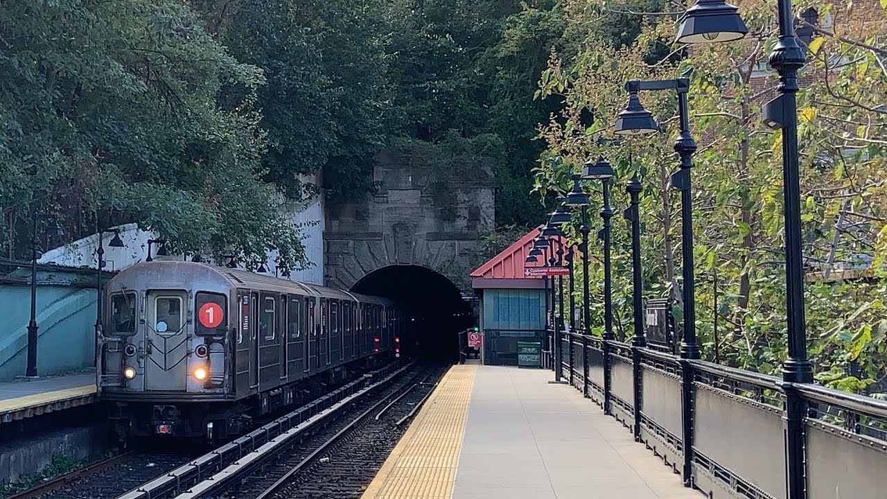 NYC Subway | (1) train Action @ Dyckman Street - YouTube