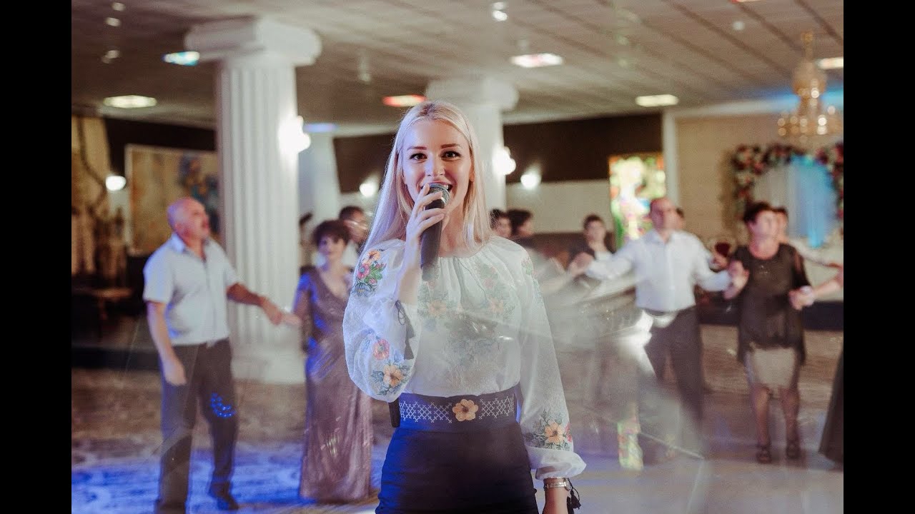 Ana Maria Neag - Colaj Etno - Nunta - YouTube