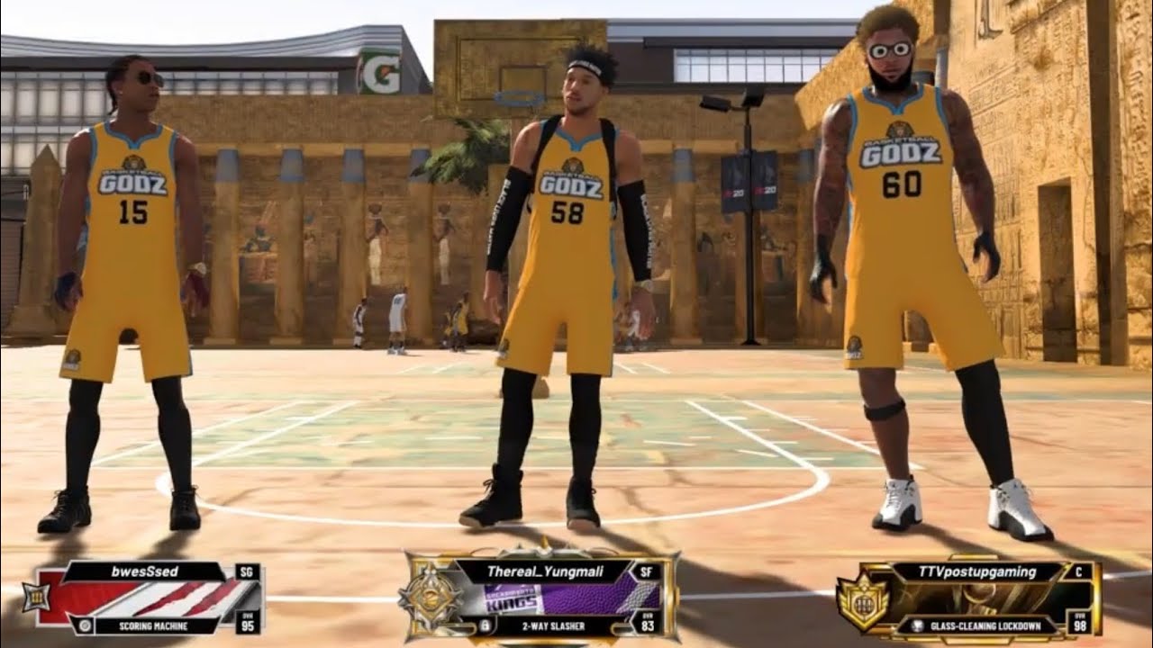 Legend Pulls Up In Basketball Godz... - YouTube