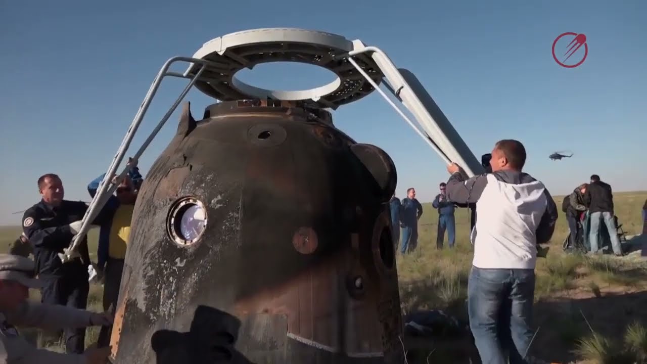 Astronauts coming back to Earth from Space-Real Footage - YouTube