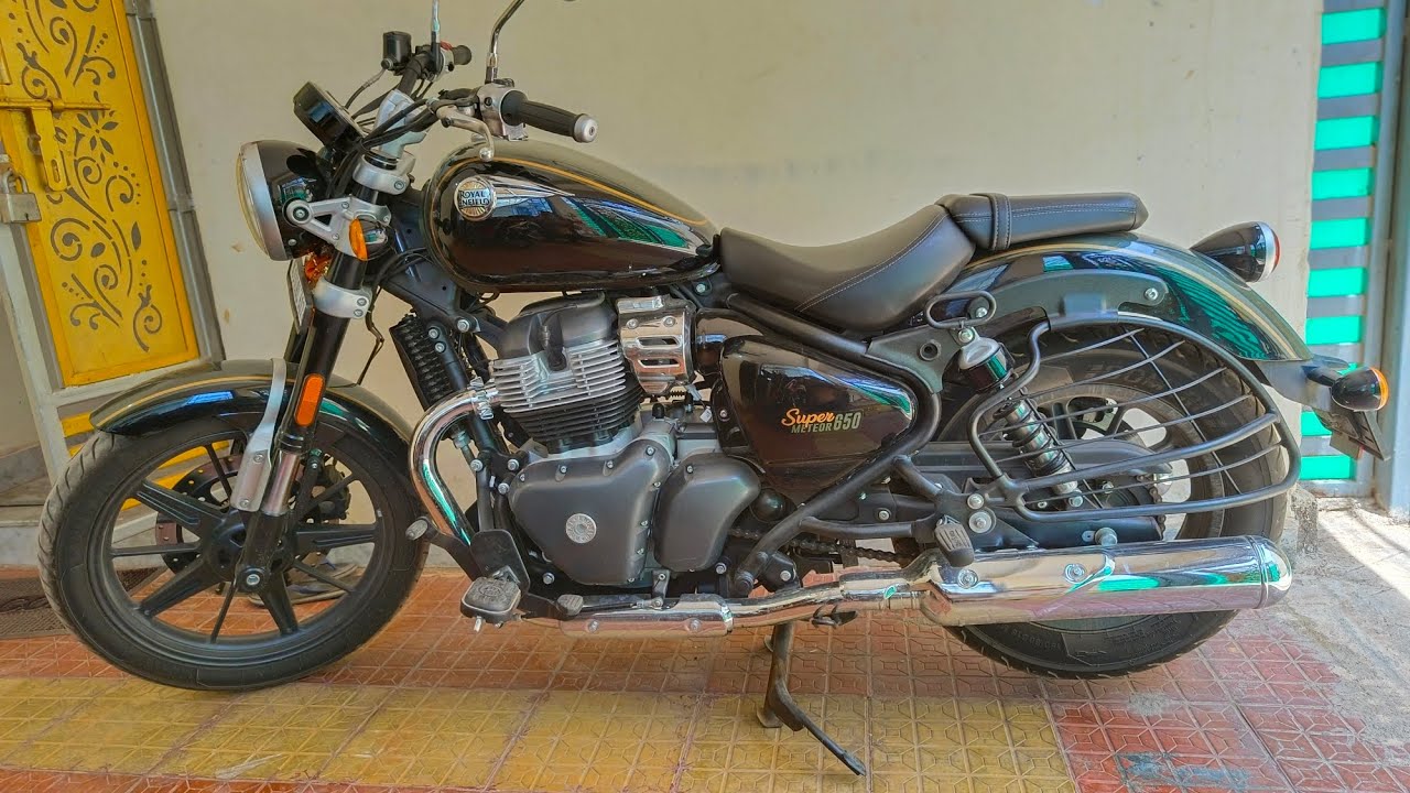 Super metoer 650 Royal Enfield Super Meteor 650 - YouTube