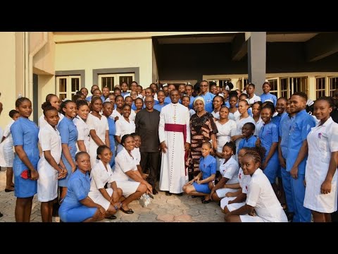 Mr Peter Obi Visits School of Nursing, Iyienu Hospital, Ogidi ...