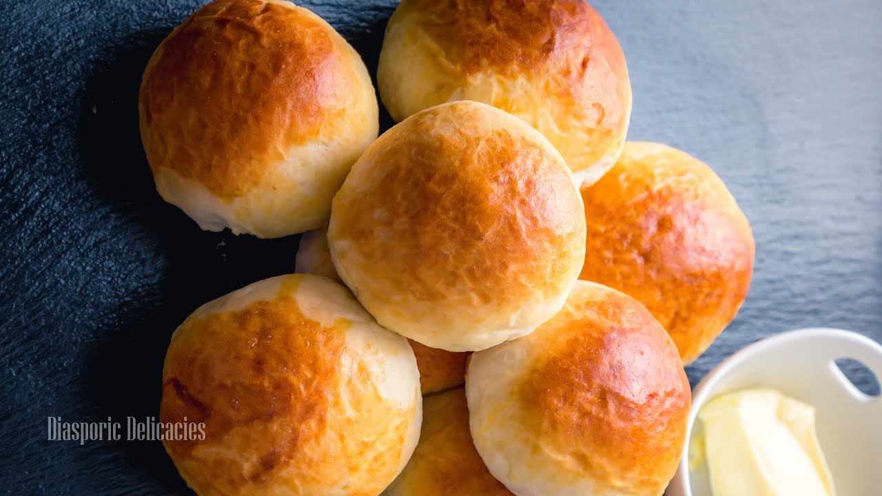 Buttery soft sweet dinner rolls | Easy bun recipe - YouTube