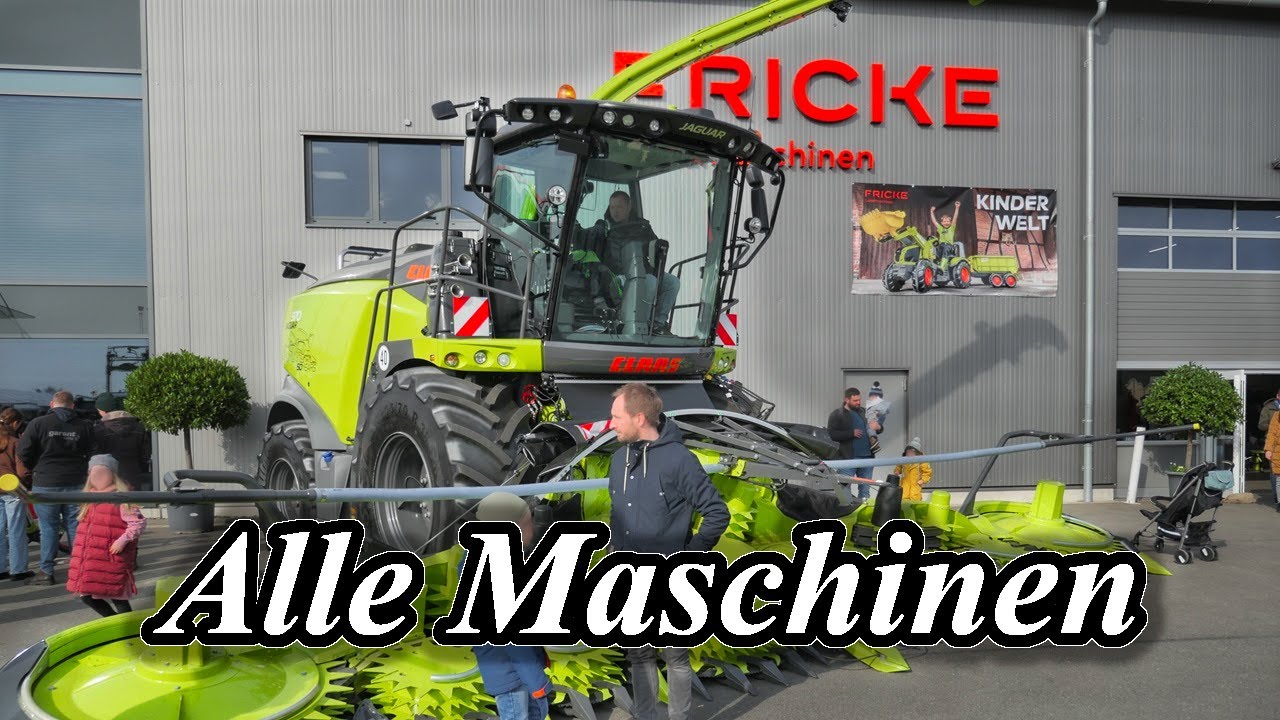 Alle Maschinen der Fricke Landmaschinen Ausstellung - YouTube