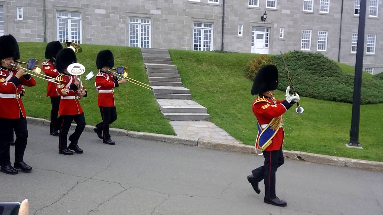 royal 22nd regiment performance - YouTube