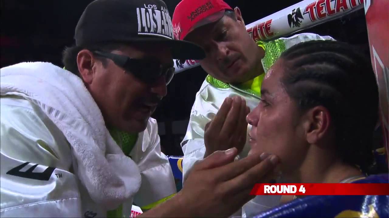 El Sonidero: Yazmín 'Rusita' Rivas vs Kandy Sandoval - YouTube