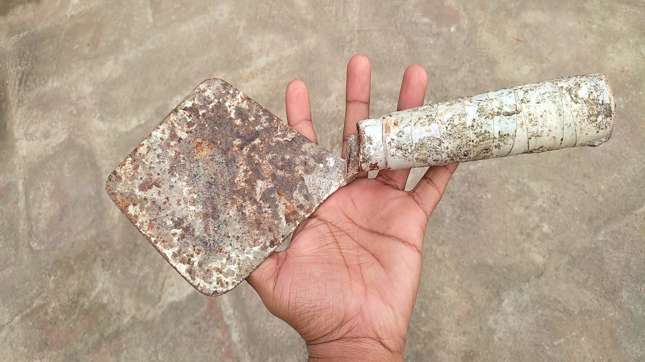 Antique Rusty Trowel Restoration | Satisfying - YouTube