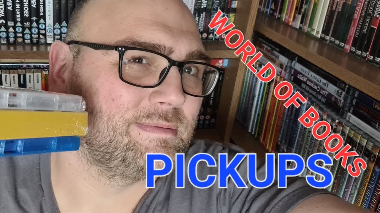 Few pickups from world of books - YouTube