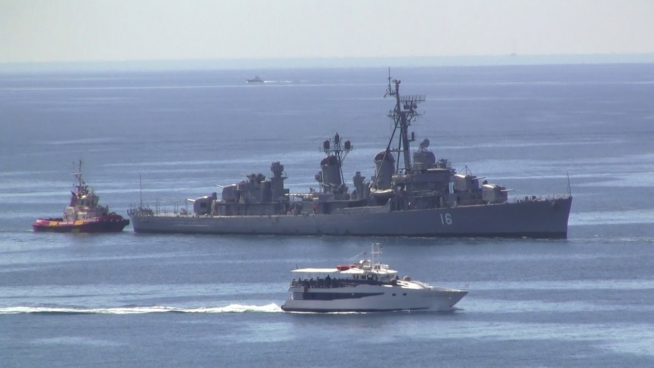 ΠΟΛΕΜΙΚΟ ΝΑΥΤΙΚΟ ΤΟ Α/Τ ΒΕΛΟΣ D16 (EX USS CHARETTE DD581) - YouTube