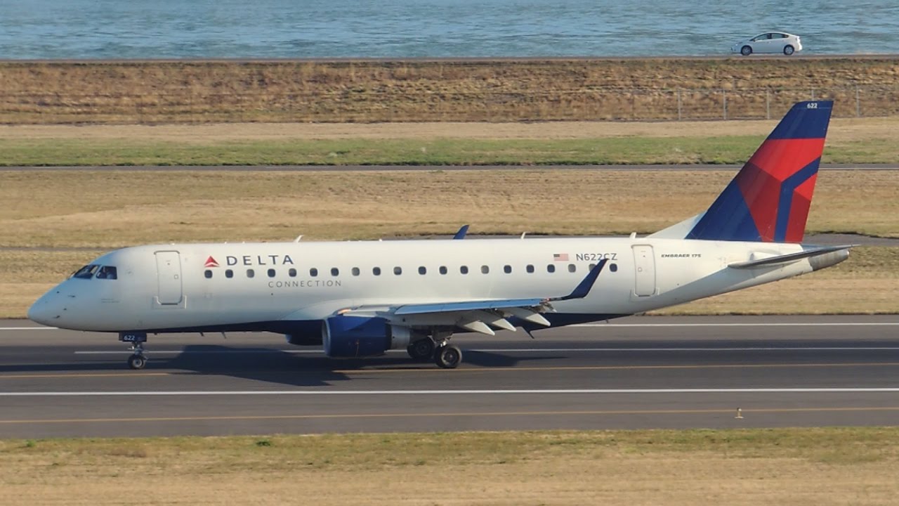 Delta Connection (Compass) Embraer ERJ-175 [N622CZ] landing in PDX ...