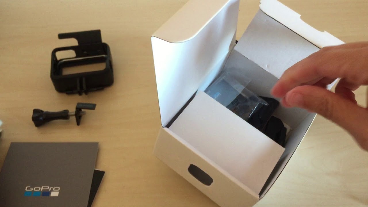 Unboxing GoPRO Hero 7 Black Edition - YouTube