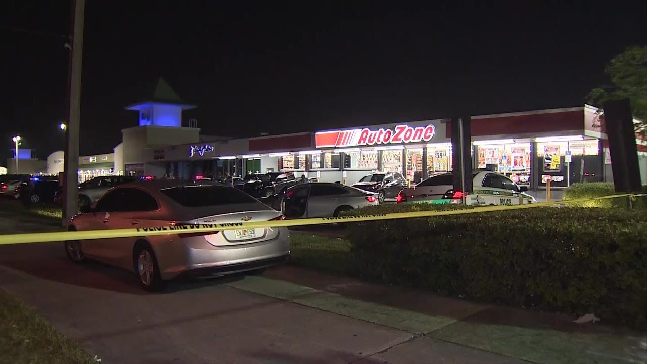 Reportedly aggressive customer at SW Miami-Dade Auto Zone dies in ...