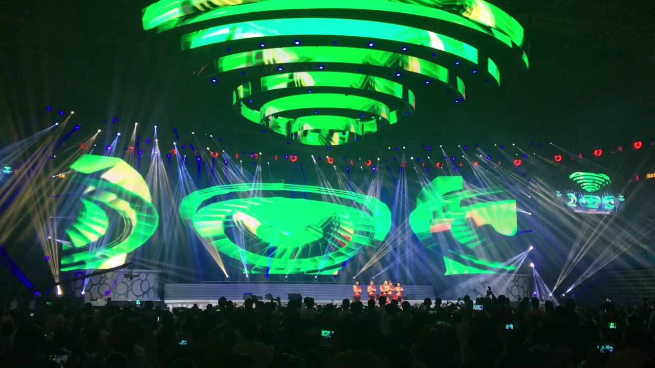 JGEEKS travel to Shanghai (China) 2016 - YouTube