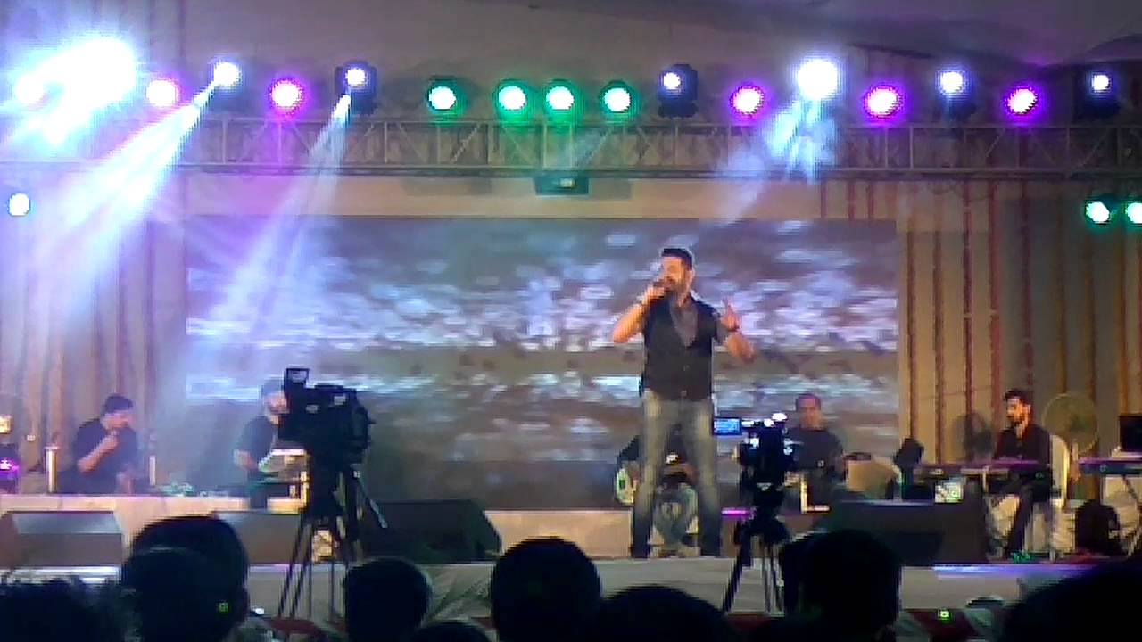 Radha hi bavari live concert of Swapnil Bandodkar - YouTube