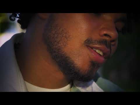 Darbil - LA INDICADA (VISUALIZER) - YouTube