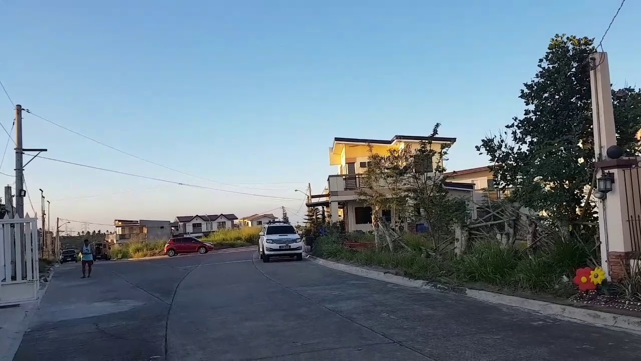 Walking Tour Inside The Mandara Silang Cavite| Travel Vlog - YouTube