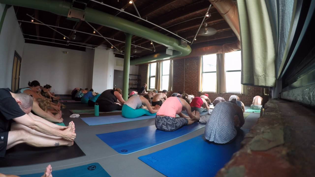 Taylor Hunt Ashtanga at Yoga Landing ~ August 2016 - YouTube