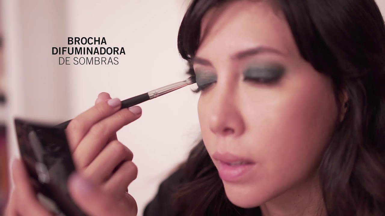 Tutorial: ¡Make-up Army Chic! - YouTube
