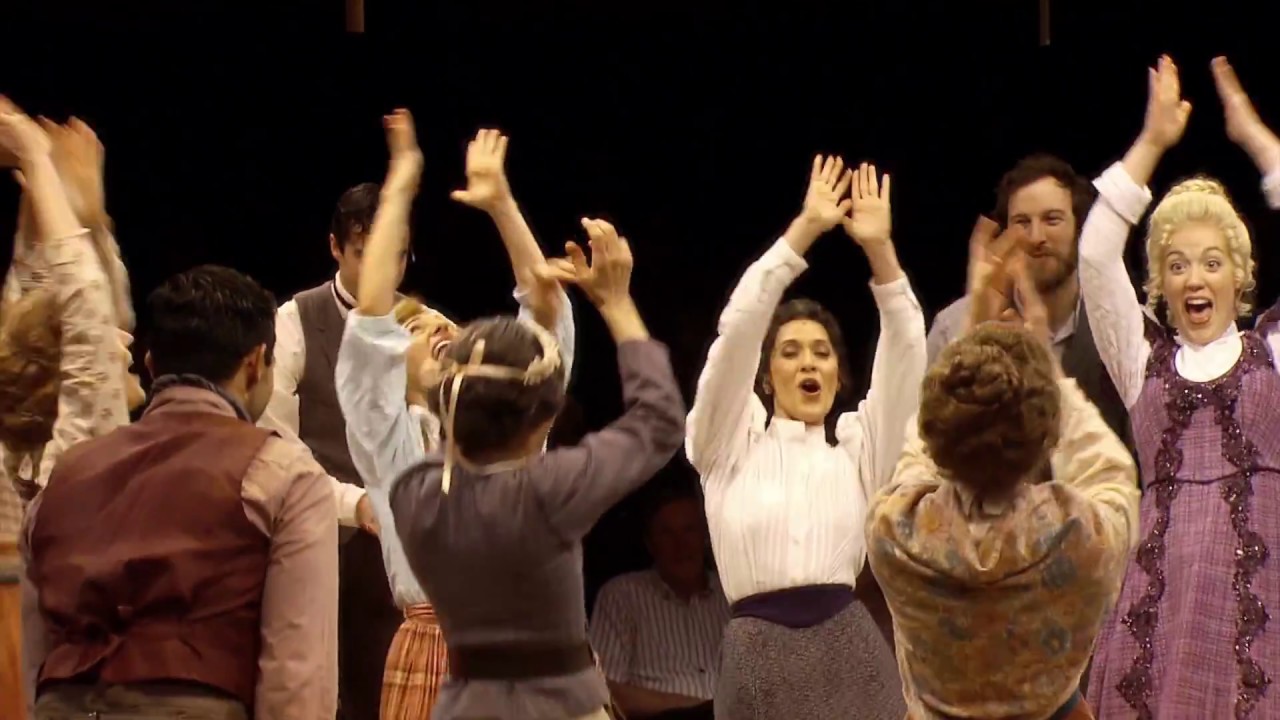 "The Farmer and the Cowman" from Oklahoma! - YouTube